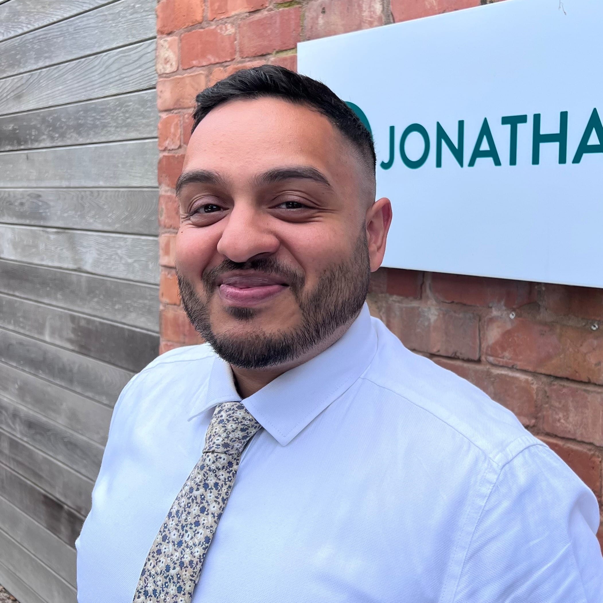 Aman Singh Gakhal - Jonathan Lee